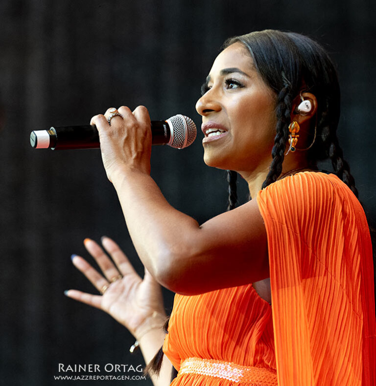 Andromeda Turre - jazzopen Stuttgart 2023 im Alten Schloss