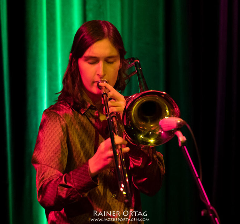 Carlotta Armbruster - Jazzreportagen.com