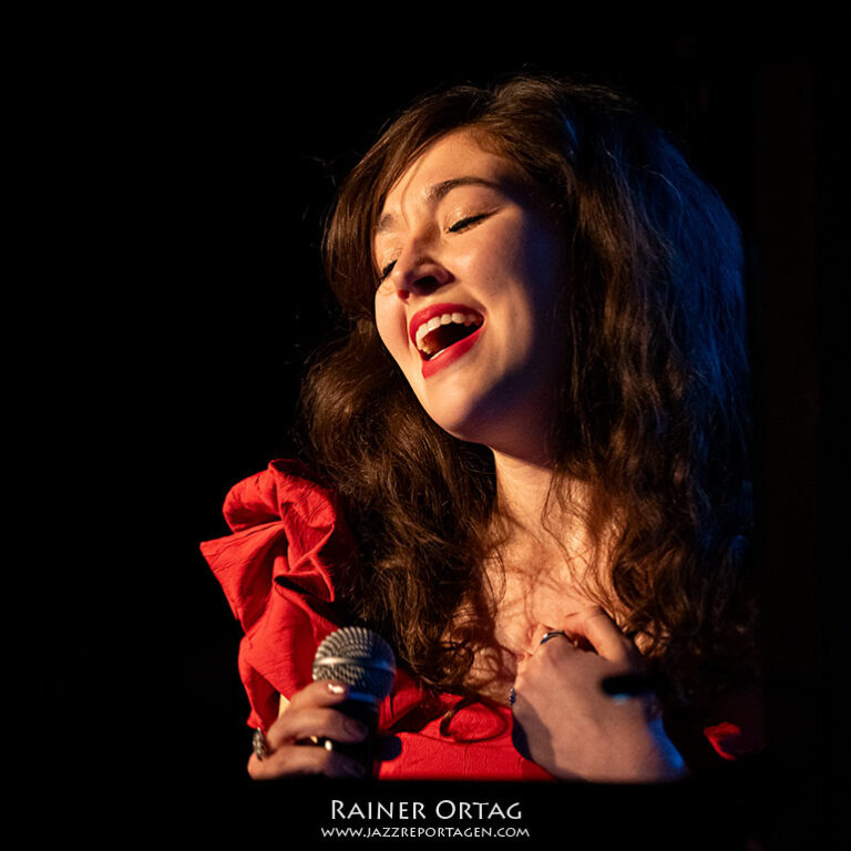Laura Kipp - Jazzreportagen.com
