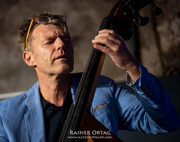 Martin Wind - Martin Wind mit dem Martin Wind Gravity Trio im ...